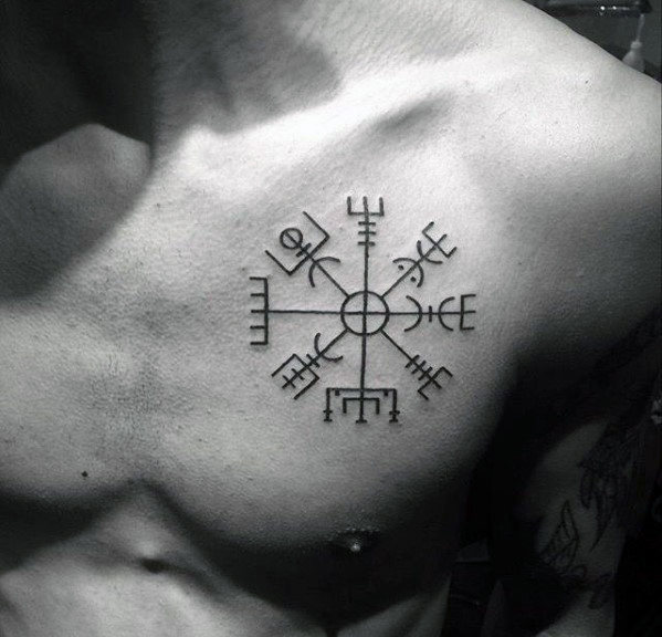 75 Tattoos von VEGVÍSIR, dem Wikinger-Kompass (und die Bedeutung)