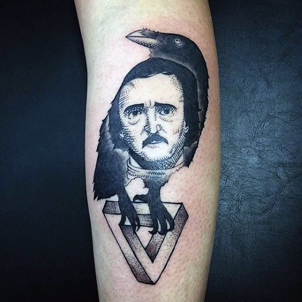 107 Tätowierungen von Raben (mit Bedeutung)