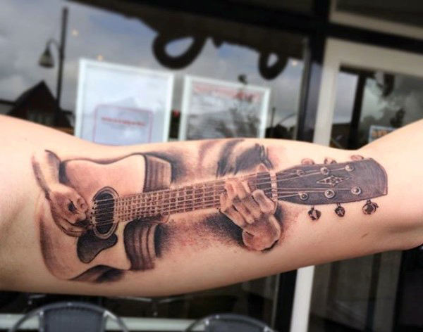 Gitarre Tattoo Klein