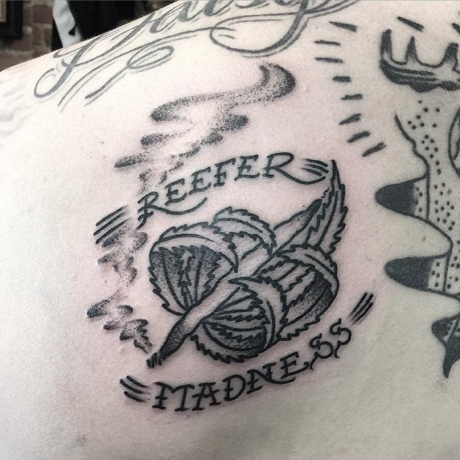 75 Cannabis- und Mary-Leaf-Tattoos und ihre Bedeutung