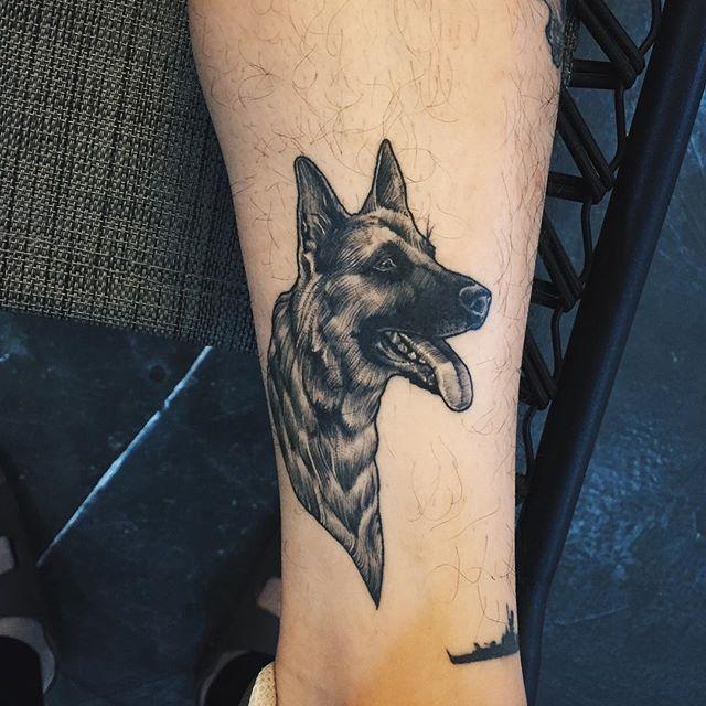 75 Dog Tattoos to honor your best friend
