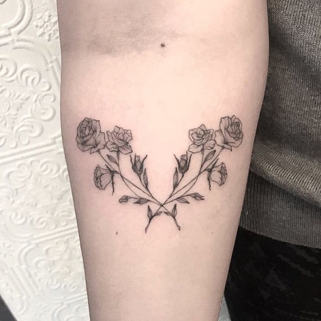 110 Tatouages de roses. Signification et dessins