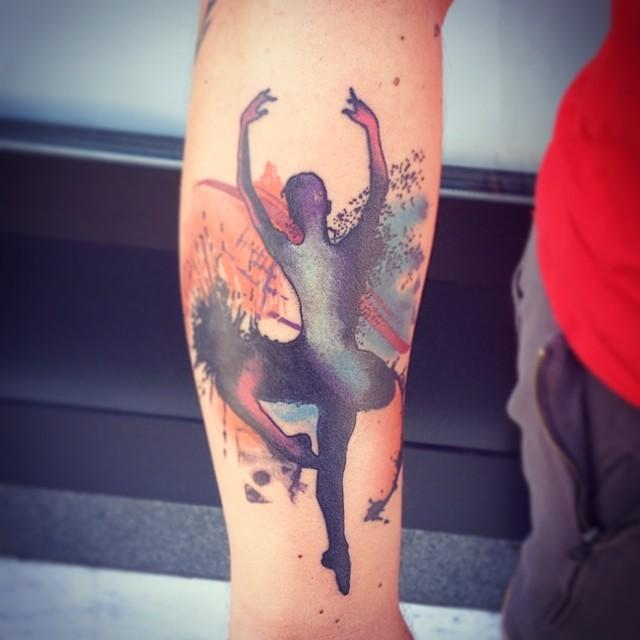 64 Tatouages de danseuses (et leur signification)