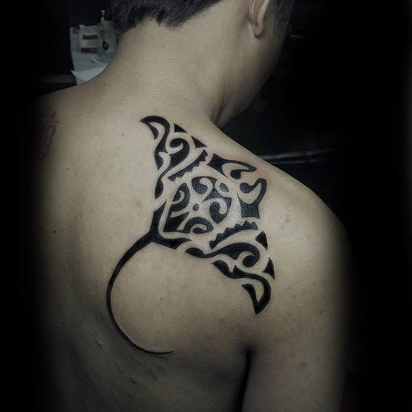 Tatouage Raie Manta Homme