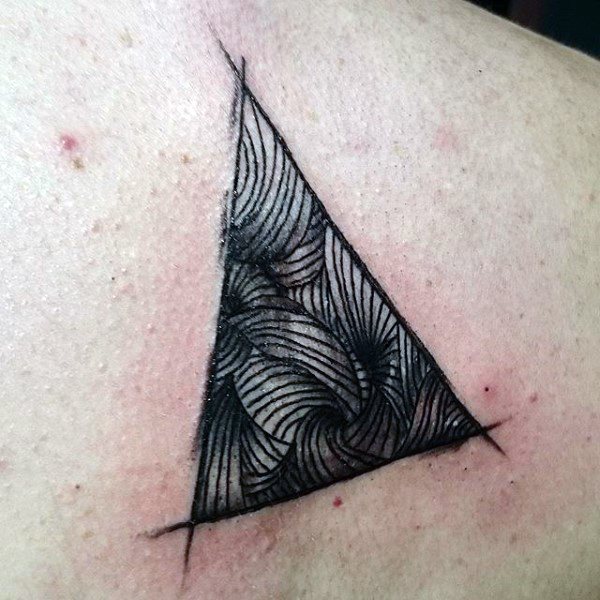 90 Tatuaggi con i triangoli (con significato)