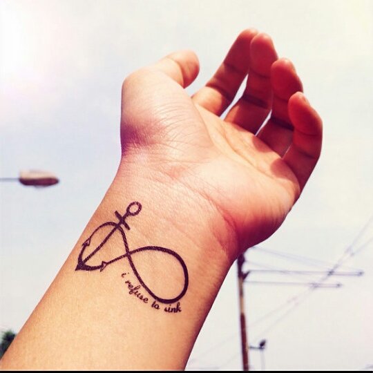 98 Tatuaggi con il simbolo dell'infinito (con significato)