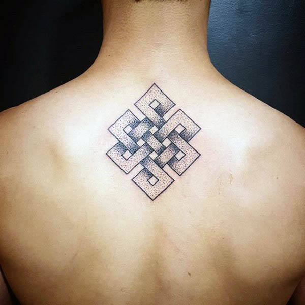 47 Tatuaggi con il nodo infinito, simbolo buddista
